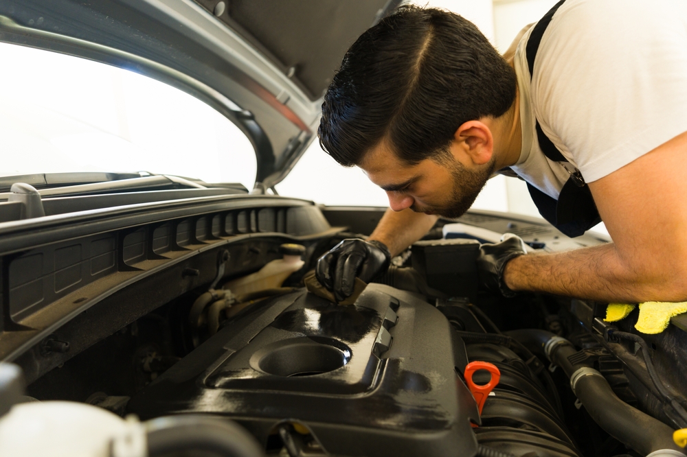 Mecanic auto - Tinichigiu - Vopsitor auto - Personal service